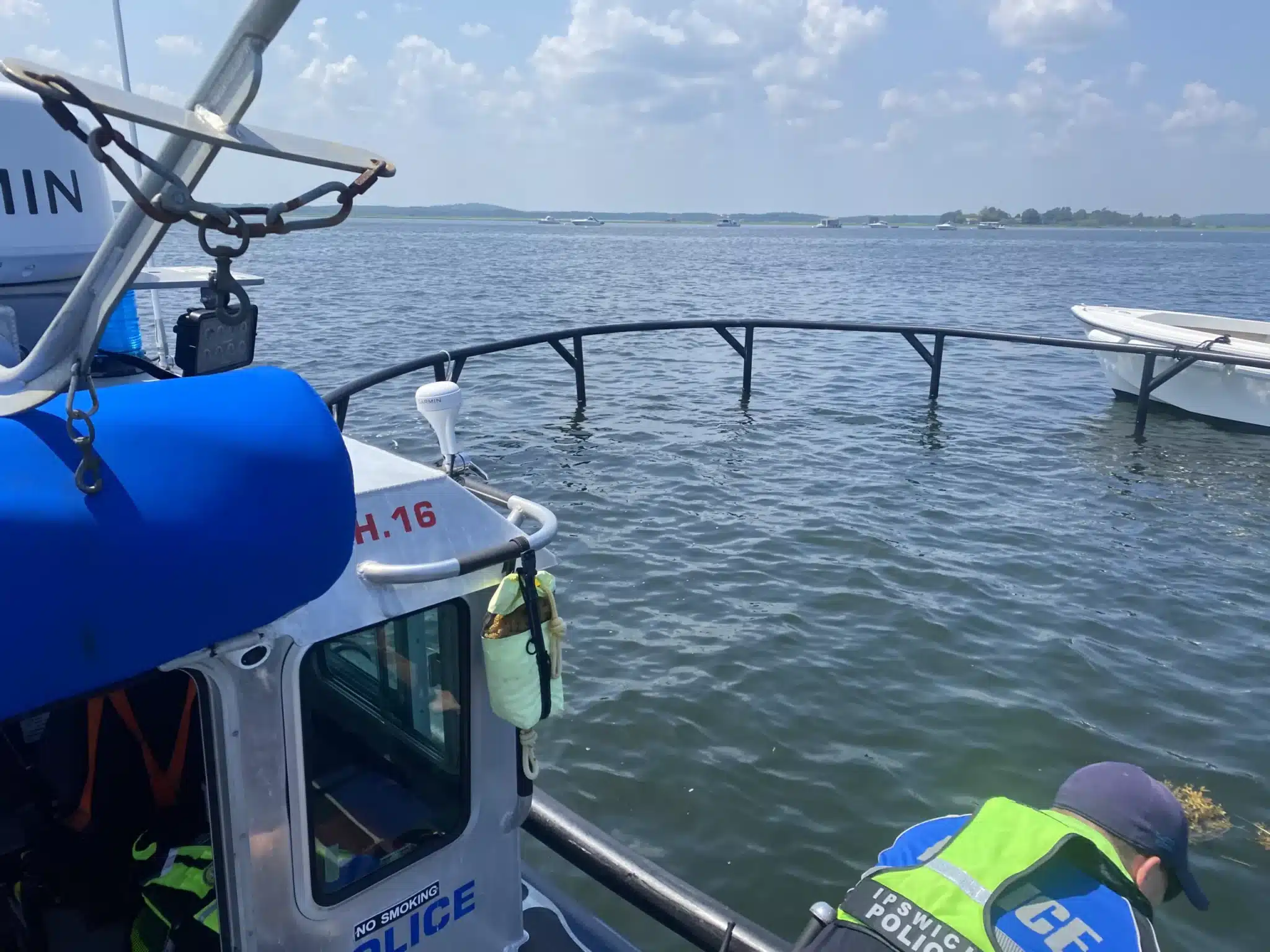 Ipswich Marine Patrol Unit Safely Removes Floating Navigational Hazard ...