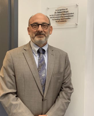 Dr. Robert Shaps Selected as New Superintendent of Oyster River ...