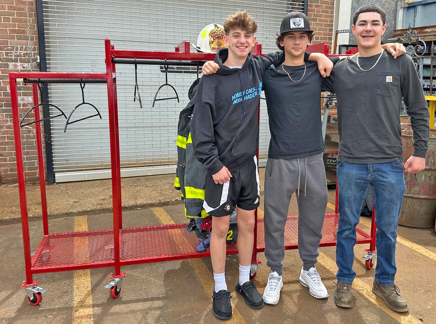 Northeast Metro Tech Sophomores Fabricate Metal Equipment Rack for ...